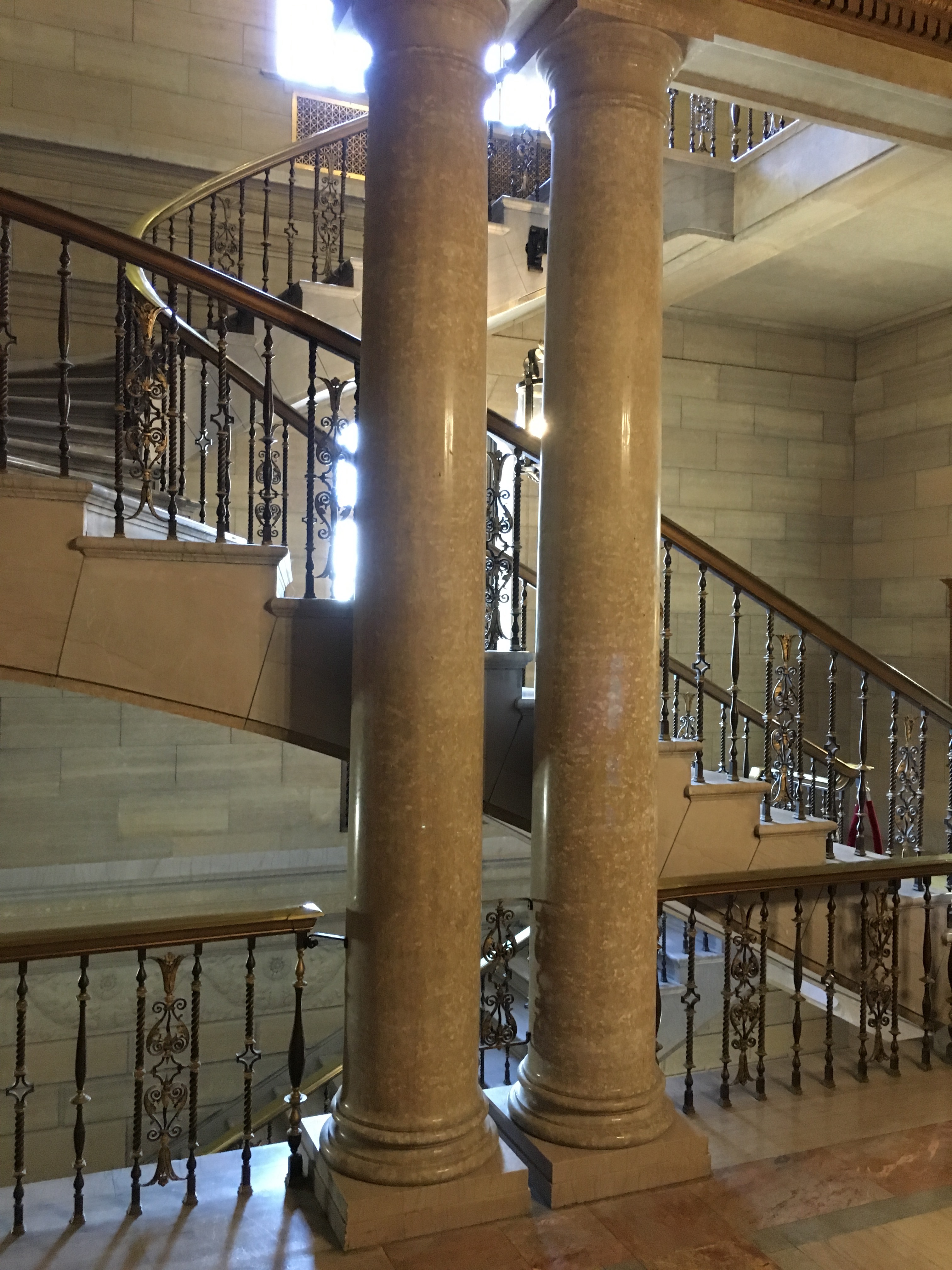 St. Paul’s George Latimer Central Library: Classic building still ...